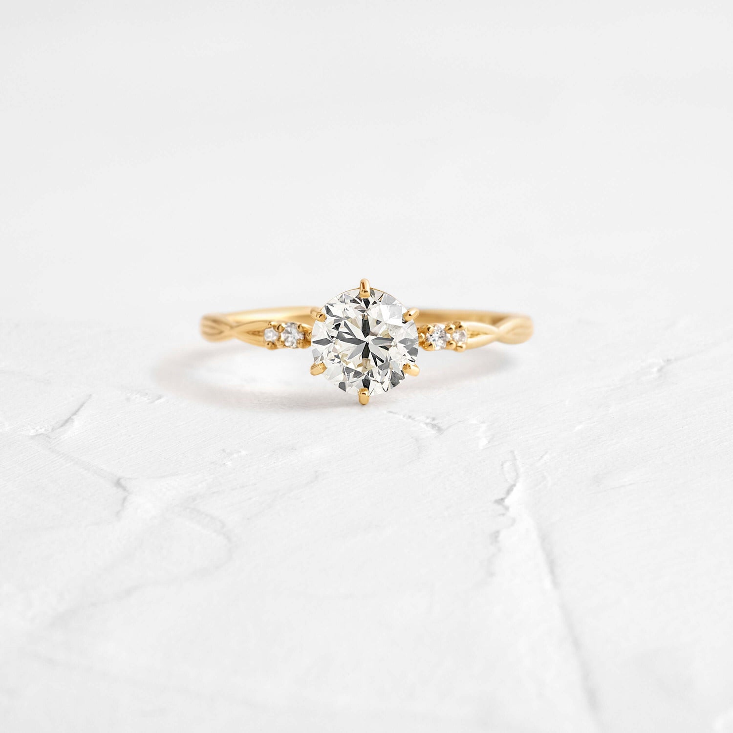 Twisted Bands – Melanie Casey