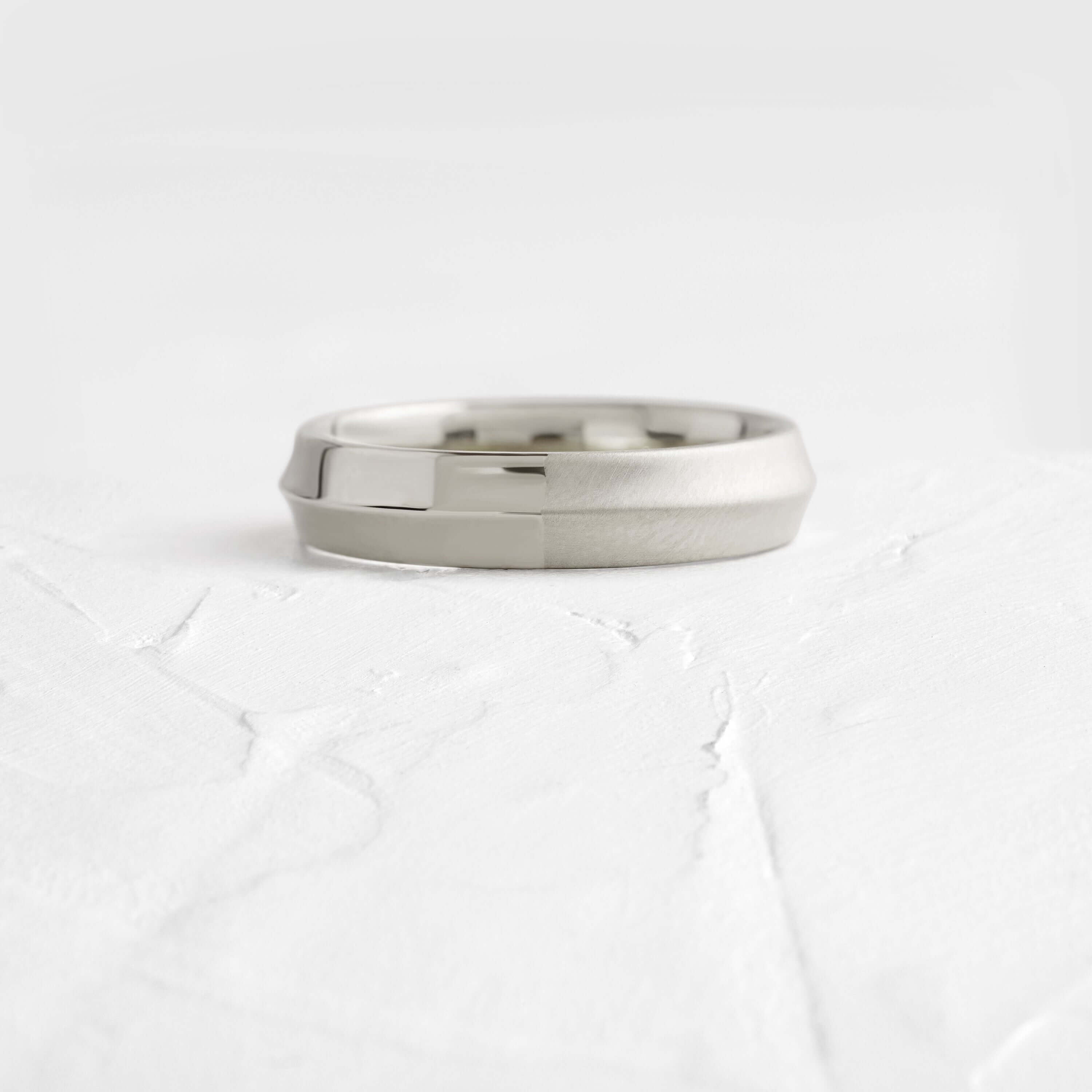 Razor Edge Band | Men's Wedding Band | Melanie Casey Fine Jewelry