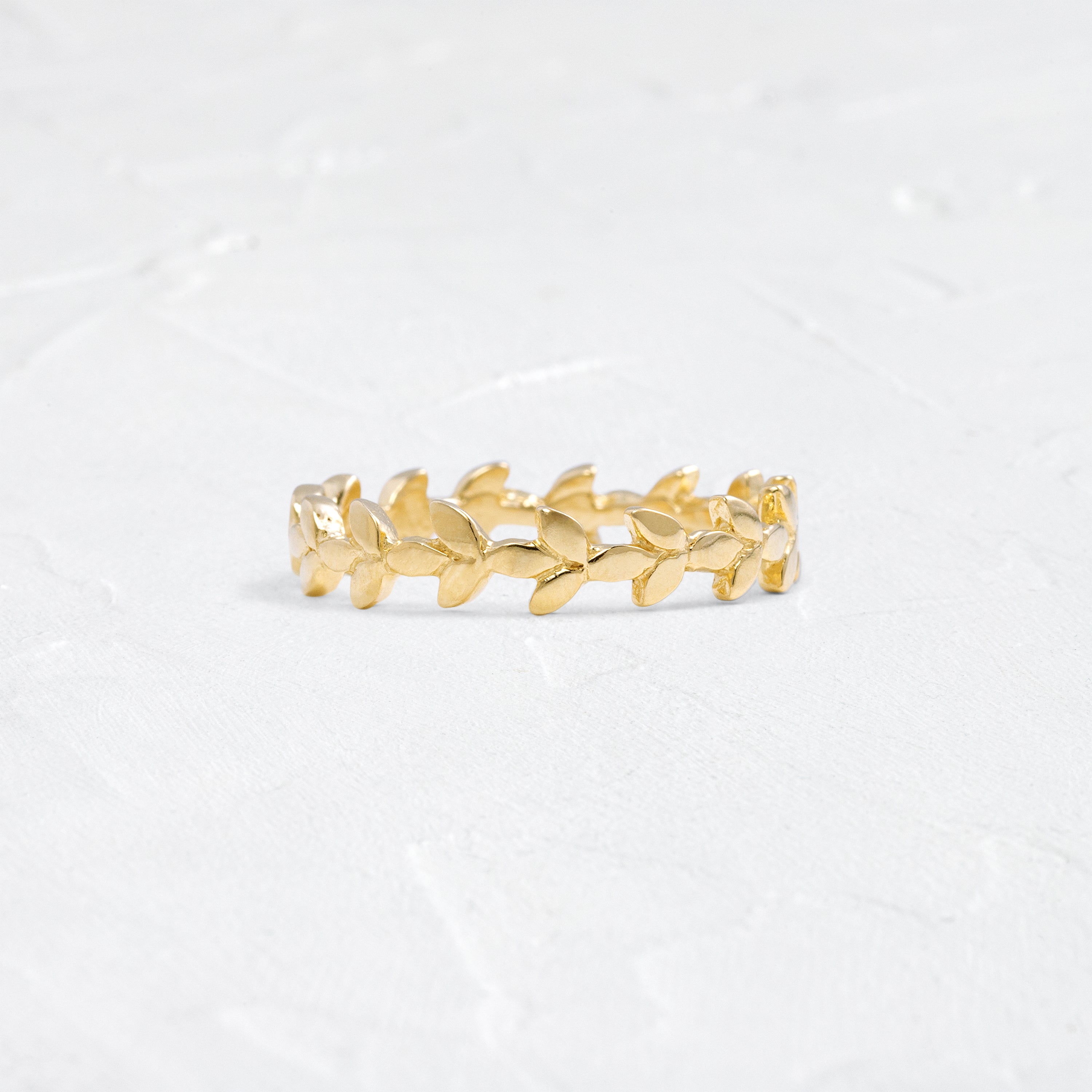 Vine Band in 14k Gold | Melanie Casey Fine Jewelry
