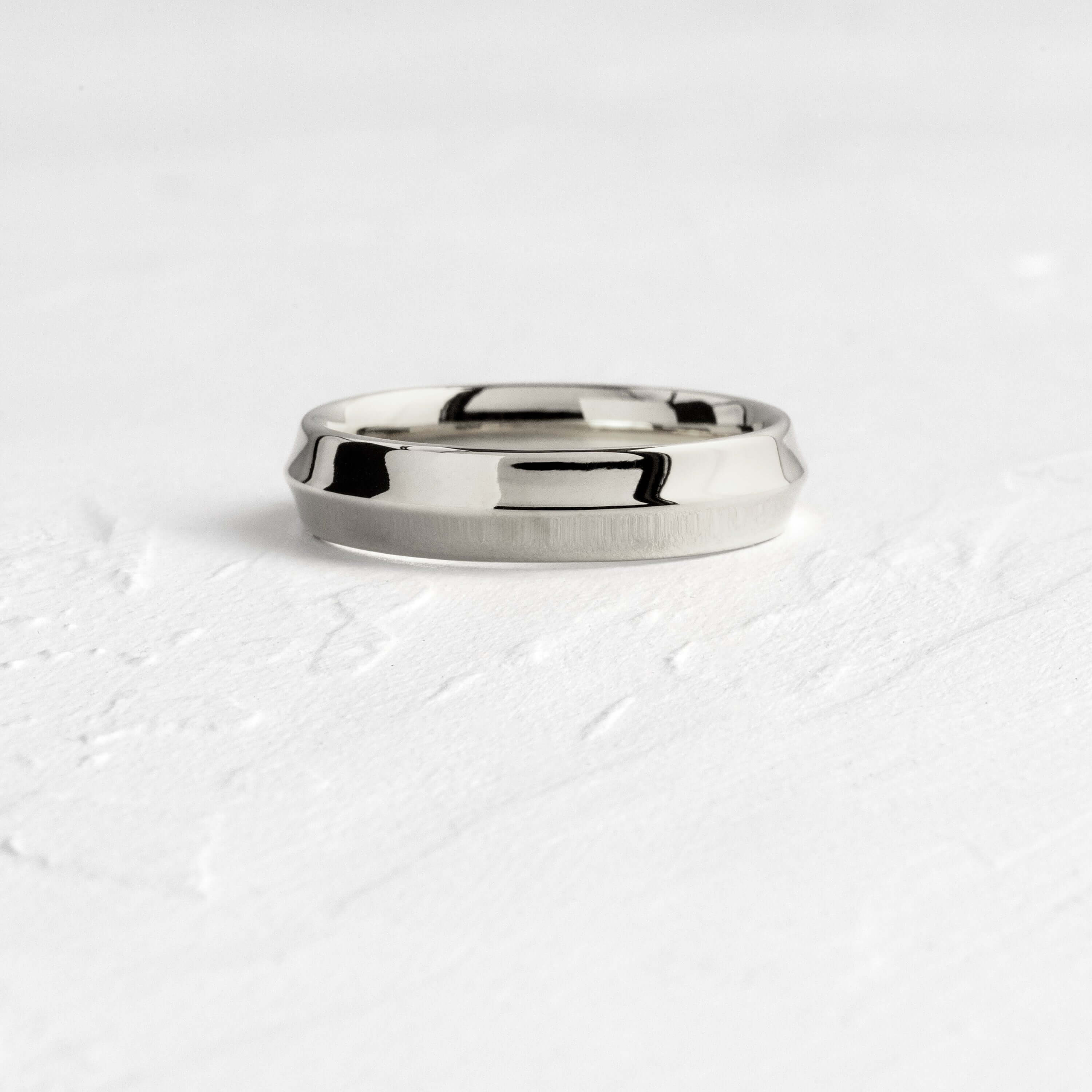 Razor Edge Band | Men's Wedding Band | Melanie Casey Fine Jewelry